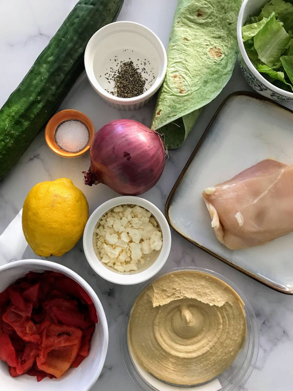Quick Mediterranean Wrap with Chicken and Red Bell Peppers